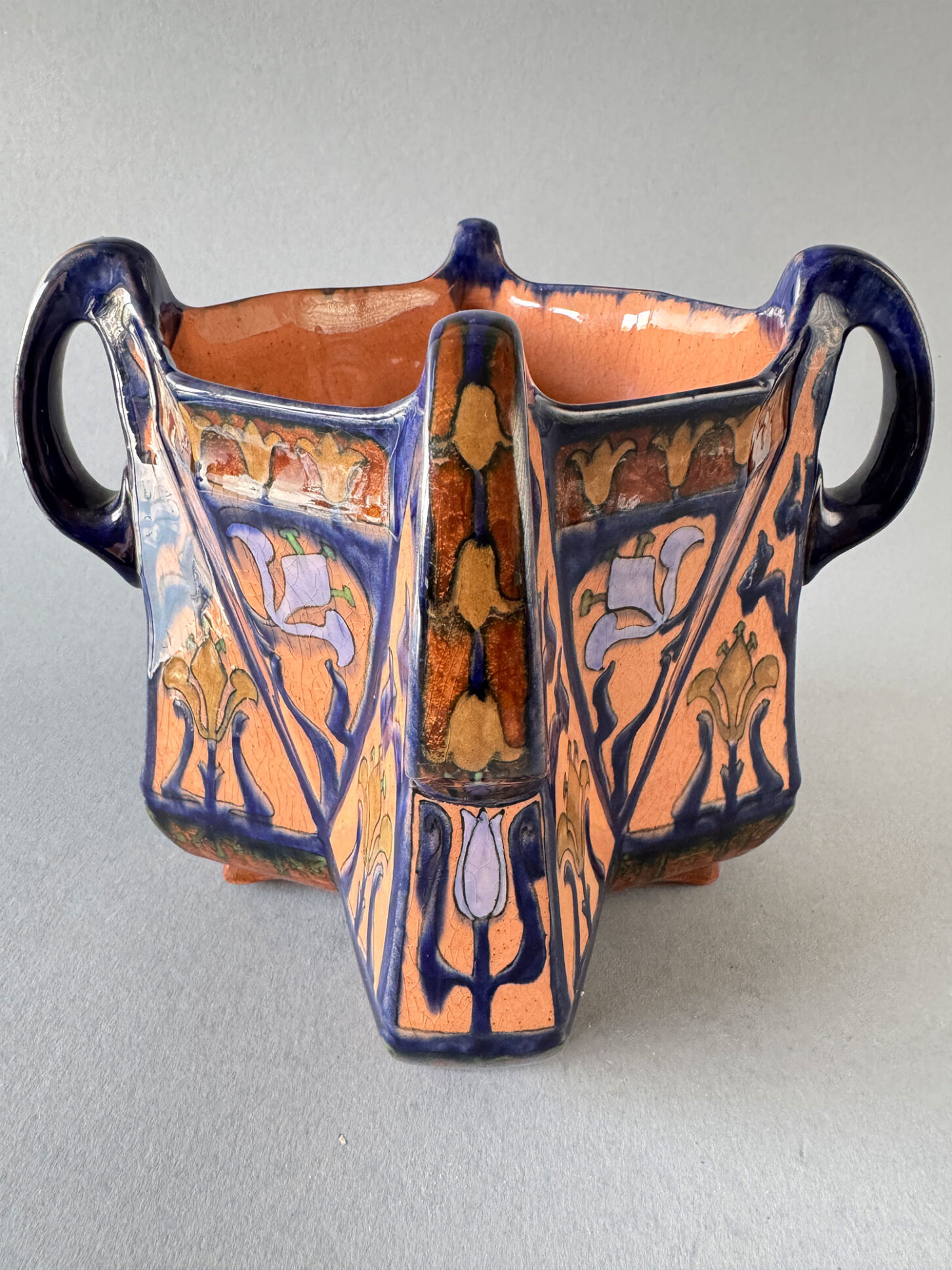 Zo kun je Gouds plateel dateren - Art Nouveau Plateel